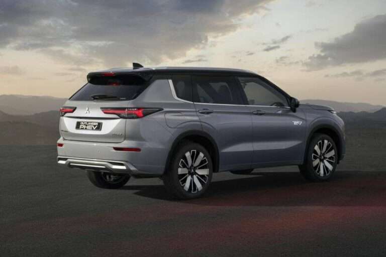 Mitsubishi Outlander 2025: Specs, Price, and Features for UAE Drivers ...