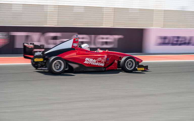 Dubai Autodrome Experiences: Pricing & Rides - driveuae.ae